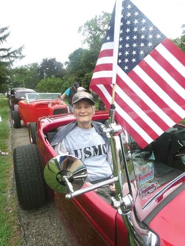 94-year-old Marine veteran Walter Maycher enjoys nation’s freedoms on ...